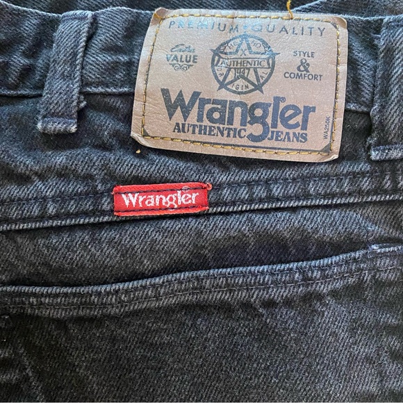 Wrangler | Jeans | Vintage Wrangler Jeans With Red Tab Label Above ...